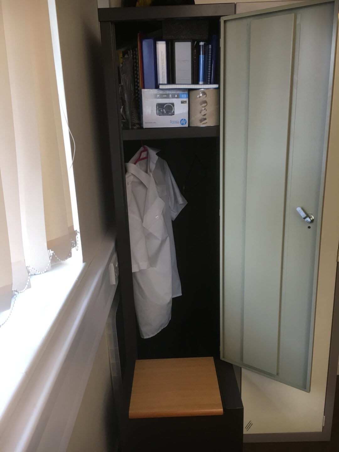 Staff Boot Seat Lockers - Lockers For Schools And Leisure